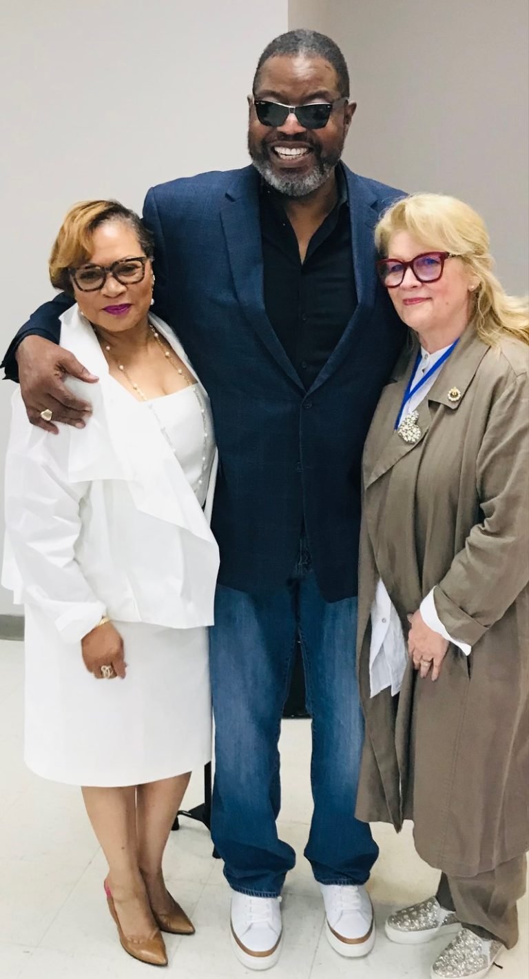 Special Women's Edition With Women of True Grit Author - Edie Hand ...